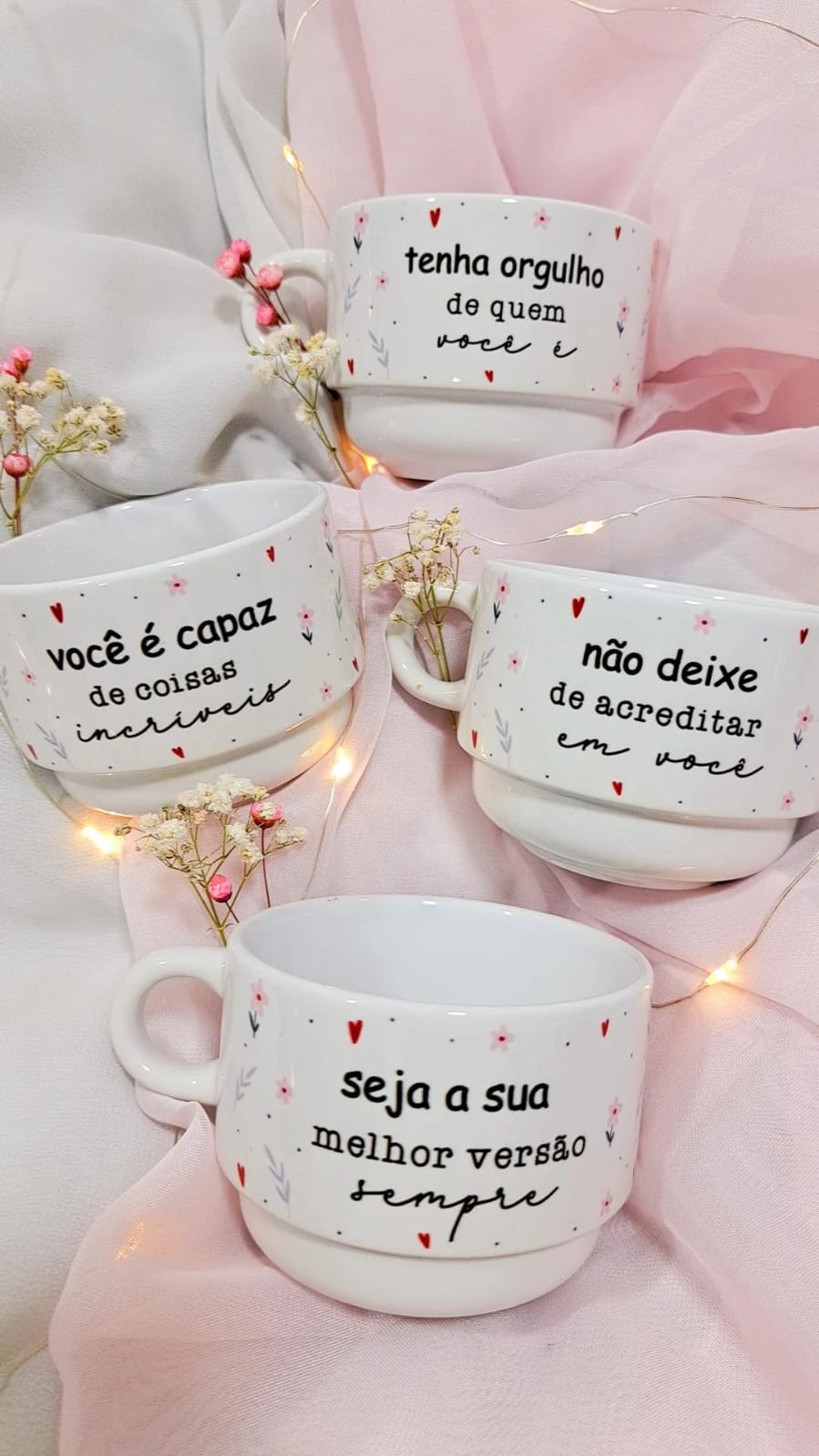 KIT – Torres de xicaras – Gabriella Cravo e Canecas